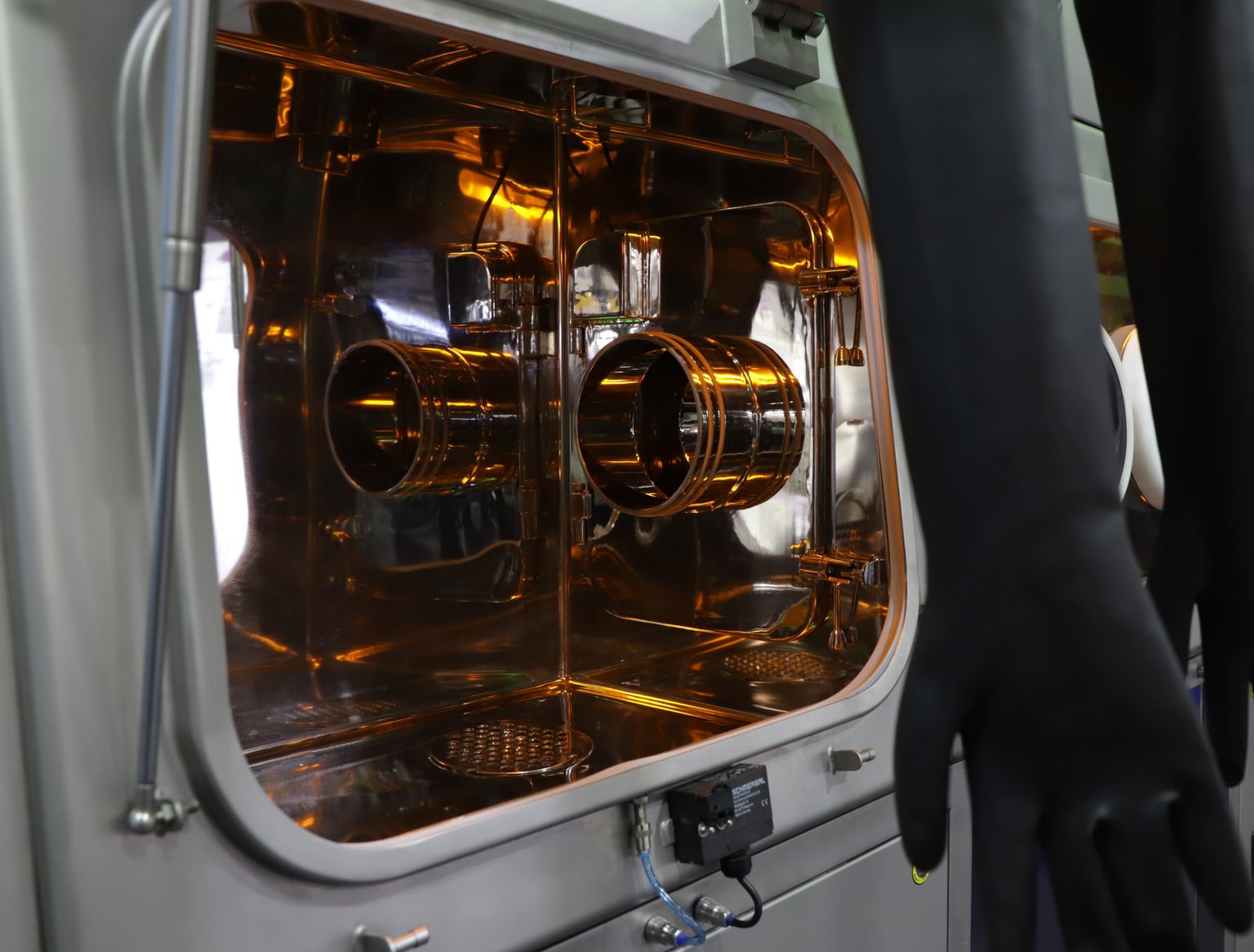 API Manufacturing: Here’s what you need to Know! - Isovax Technologies